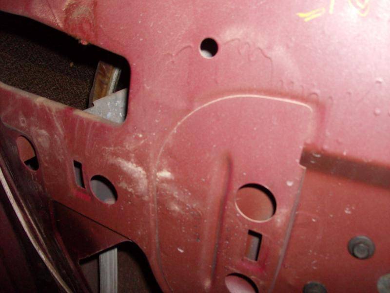 Can't mount my rear arm rest. Missing clips? | For C Bodies Only ...