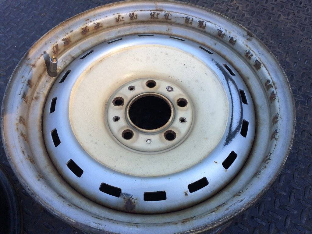 WANTED - 1970 Only 15x6 All Silver/Gray Rallye Rims | For C Bodies Only ...
