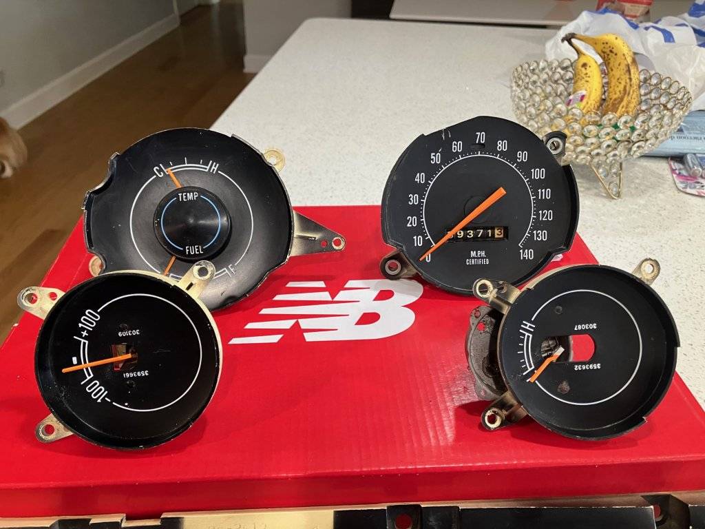 SOLD - 140MPH certified police speedometer with gauges and nice lens ...