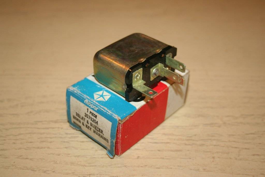 For Sale - NOS KEY IN BUZZER RELAY | For C Bodies Only Classic Mopar Forum