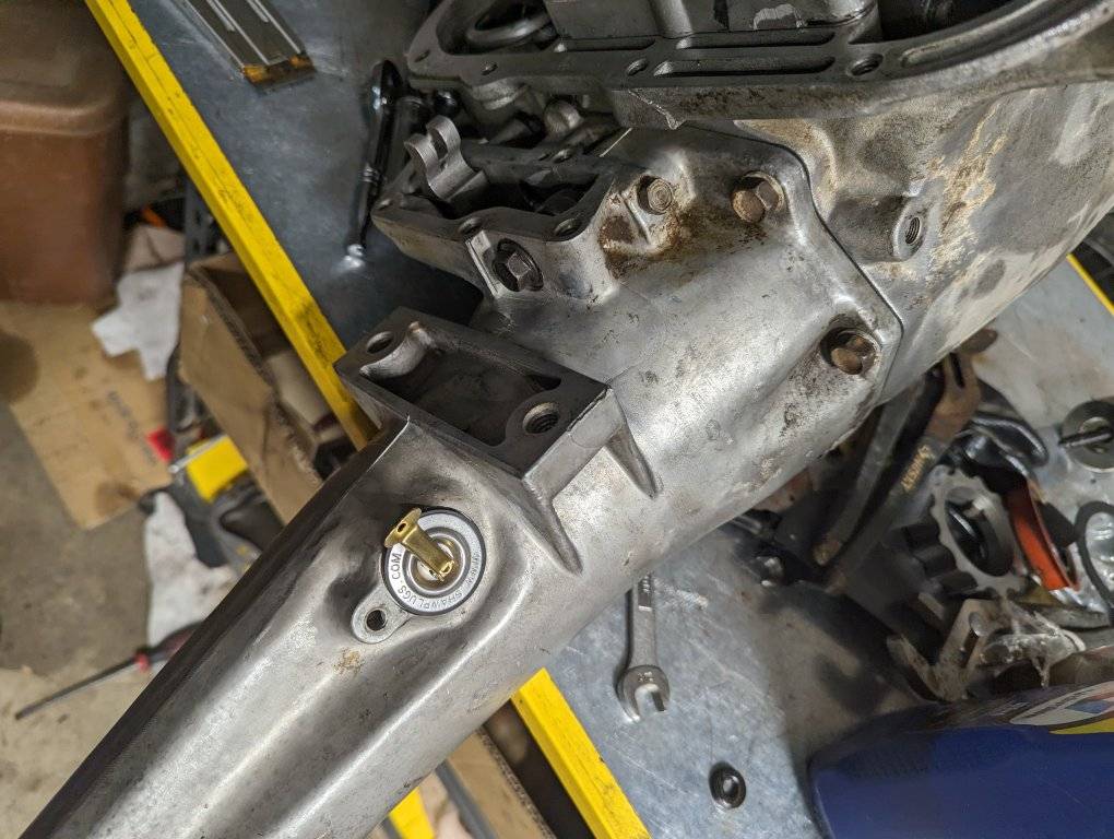 Speedometer block off plug for an early A727? | For C Bodies Only ...