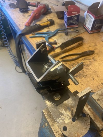 Replacing "Floating Power" Engine Mounts with '79-'93 Dodge Truck ...